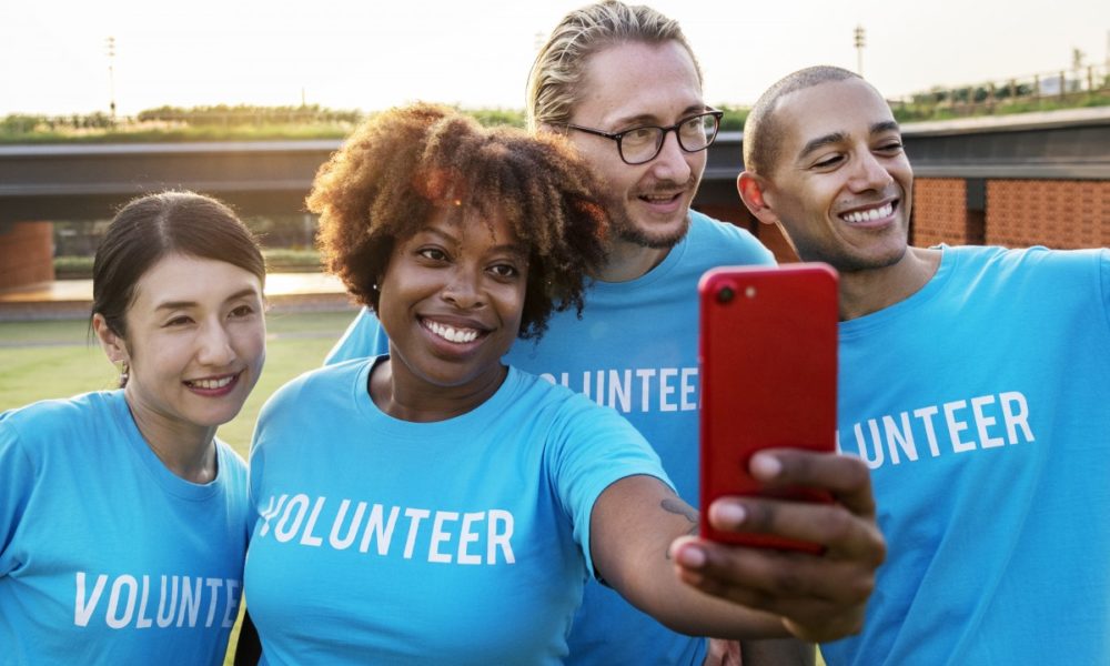 Tech gives a boost to giving – Gadget